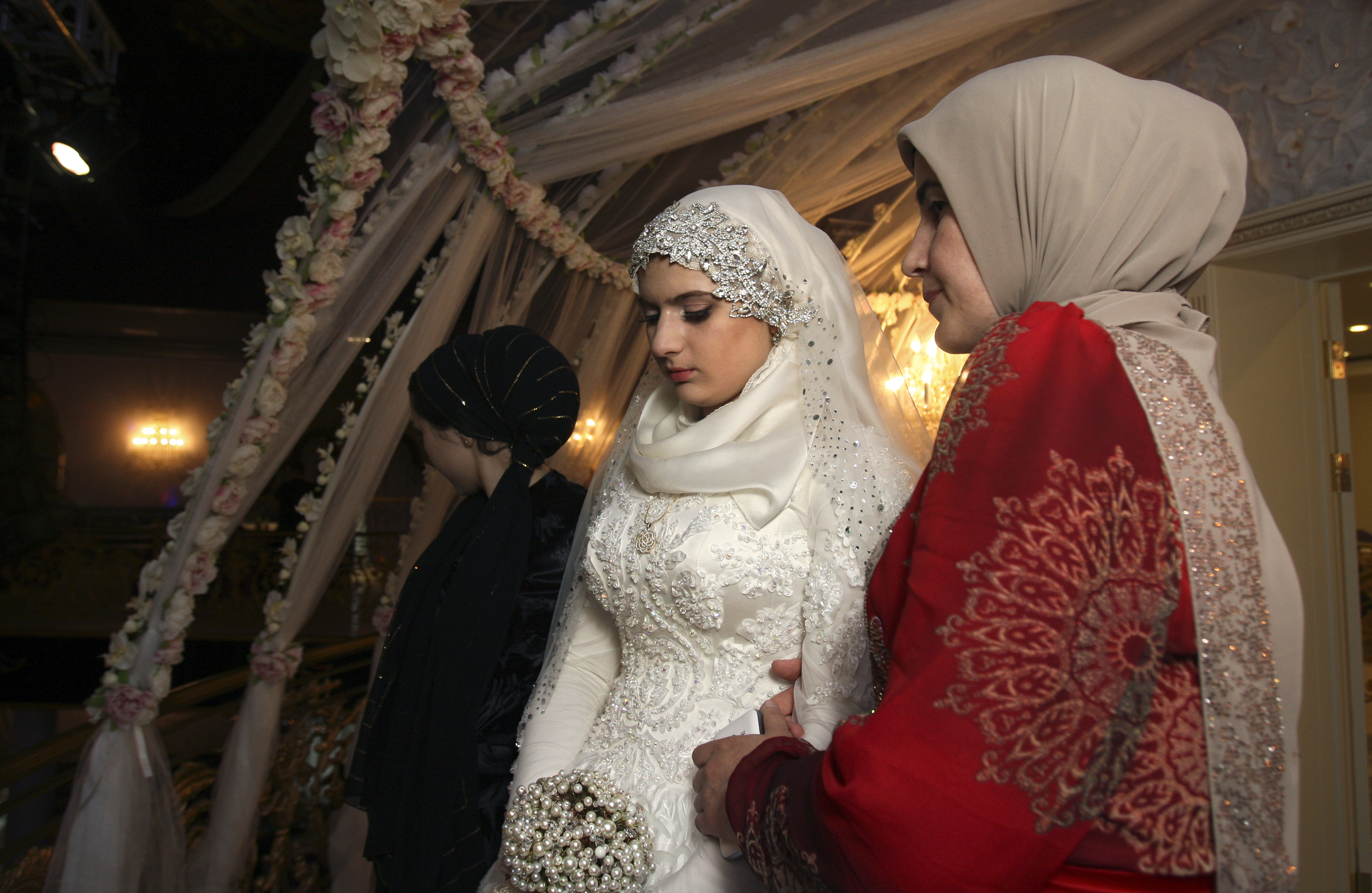 Chechen dance wedding | Honestweddingadvice.com